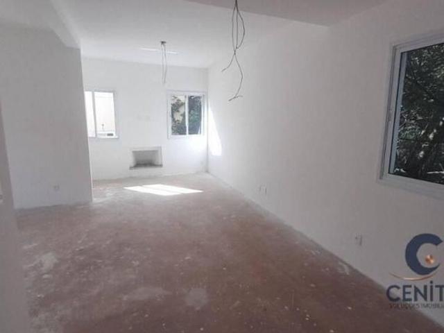 Incrível Casa com 4 dorms/2sts, livings integrados, lareira!