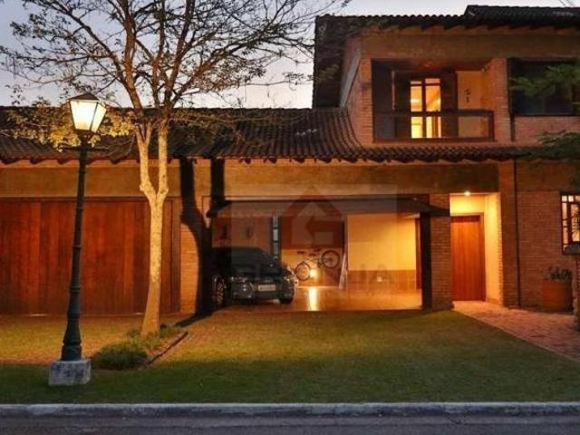 Incrível Casa com 7 suítes, edícula, adega, planejados! à venda, 628 m² por R$ 4.200.000 Morada do