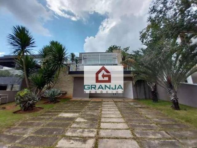 Incrível Casa com 3 suítes, planejados, climatizada! à venda, 400 m² por R$ 2.390.000 Granja Viana