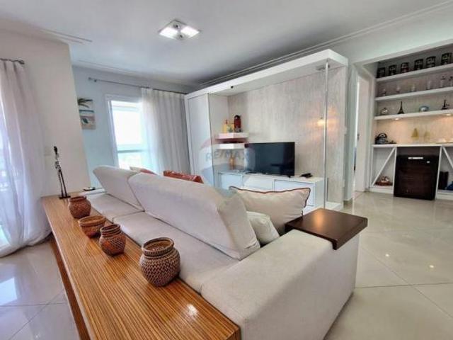 Incrível cobertura com piscina, vista mar à venda na Enseada Guarujá