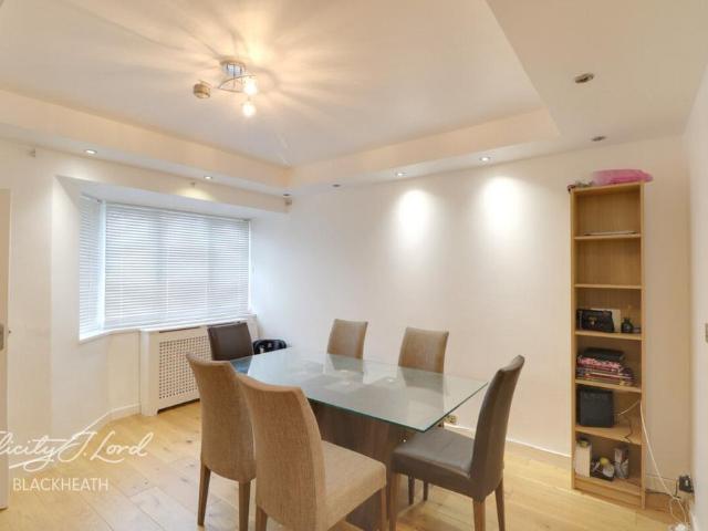 Indus Road, London 3 bed terraced house to rent £2,450 pcm £565 pw