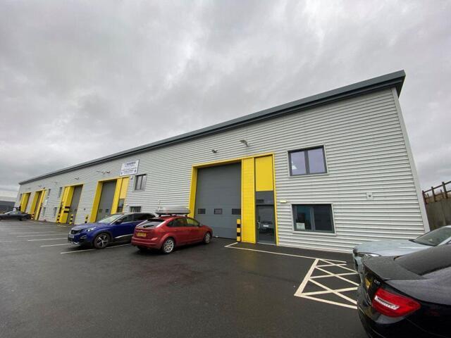 Industrial Evesham Worcestershire LS99973711