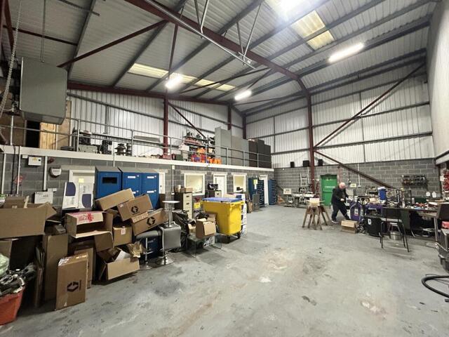 Industrial For Rent Oldham Greater Manchester 1708 ELS101504338