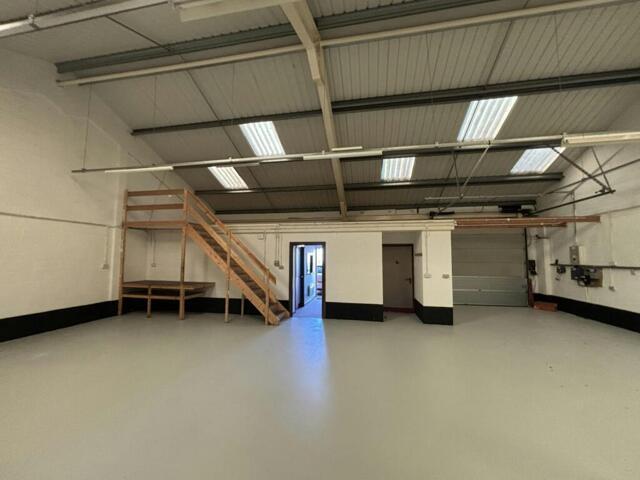 Industrial For Rent Crumlin Antrim 1125 ES99856328