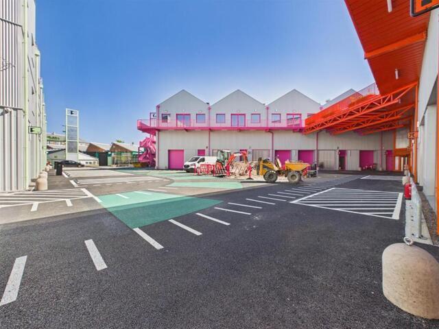 Industrial For Rent Londres Great London 5940 ES101125330