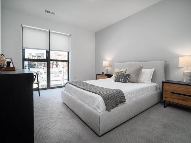 Industry Cincinnati Studio Apartment for Rent at 1118 Sycamore St, Cincinnati, OH 45202 Central Business District