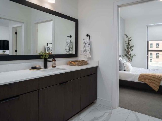 Industry Cincinnati 1 Bedroom Apartment for Rent at 1118 Sycamore St, Cincinnati, OH 45202 Central Business District