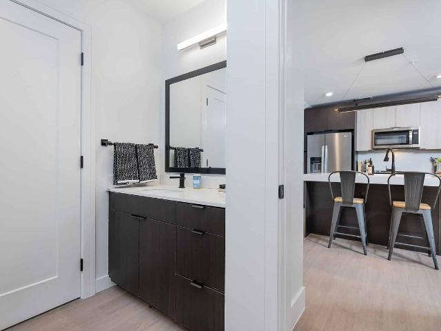 Industry Indianapolis 1 Bedroom Apartment for Rent at 421 N Pennsylvania St, Indianapolis, IN 46204 Downtown Indianapolis