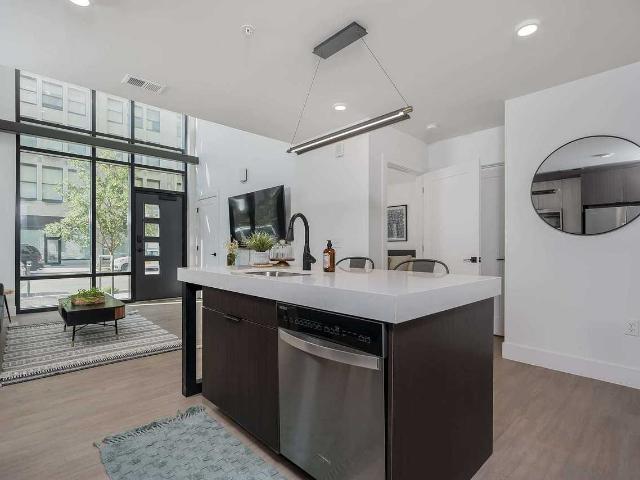 Industry Indianapolis 1 Bedroom Apartment for Rent at 421 N Pennsylvania St, Indianapolis, IN 46204 Downtown Indianapolis