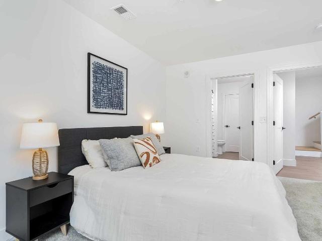 Industry Indianapolis 2 Bedroom Apartment for Rent at 421 N Pennsylvania St, Indianapolis, IN 46204 Downtown Indianapolis