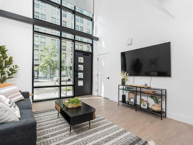 Industry Indianapolis 2 Bedroom Apartment for Rent at 421 N Pennsylvania St, Indianapolis, IN 46204 Downtown Indianapolis