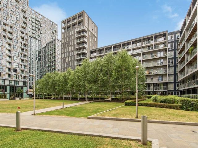 Indescon Square, Canary Wharf E14, Studio to rent, £1,700 pcm | PrimeLocation