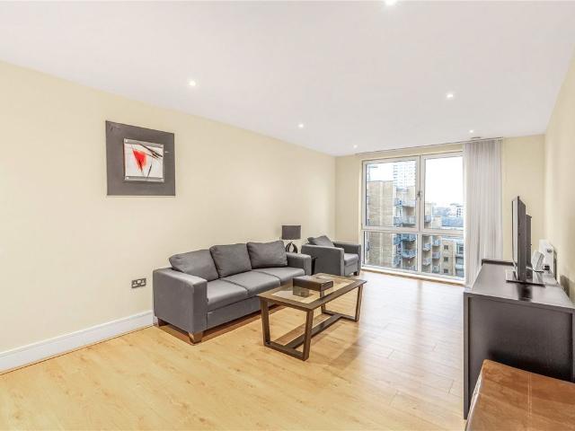 Indescon Square, London E14, 3 bed flat to rent, £3,400 pcm | PrimeLocation