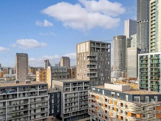 Indescon Square, London, 3 Bedroom Flat
