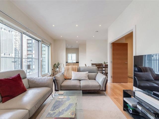 Indescon Square, Millwall E14, 3 bed flat to rent, £5,500 pcm | PrimeLocation