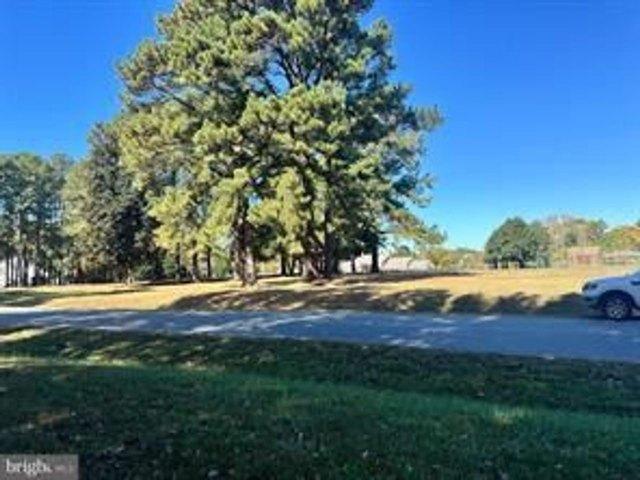 Independence Dr N, Montross, VA 22520