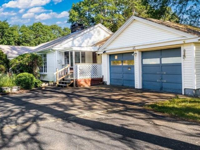 Indian Hill Rd, Worcester, Home For Sale