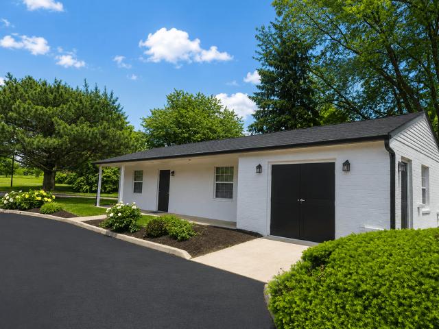 Indian Mound 2 Bedroom Apartment for Rent at 3939 Rosland Dr, Columbus, OH 43207