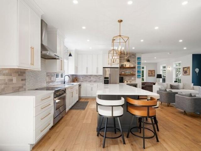 Indian Pond Rd, Kingston, Home For Sale