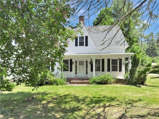 Indian Pond Rd, Kingston, Home For Sale