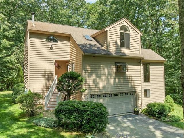 Indian Ridge Rd, Hampstead, Home For Sale