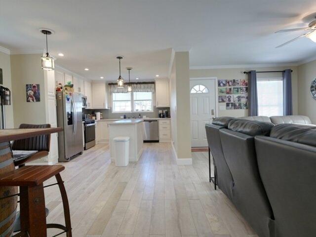 Indian Trl, Plymouth, Property For Sale