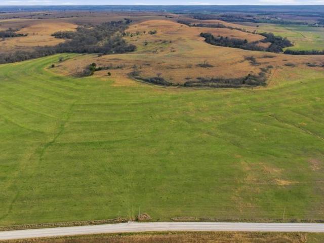 Indian Village Rd Unit EAST40, Belvue, KS 66407