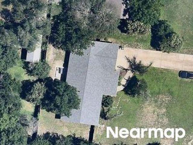 Indianhead Dr