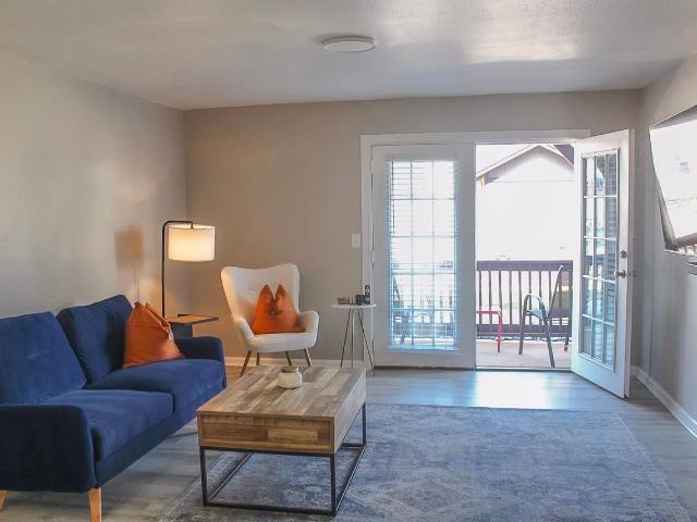 Indigo Villas 1 Bedroom Apartment for Rent at 7255 S Walker Ave, Oklahoma City, OK 73139 Southern Oaks