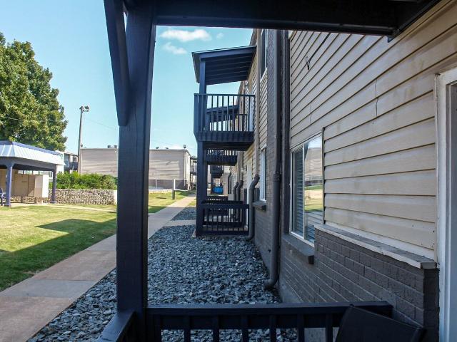 Indigo Villas 2 Bedroom Apartment for Rent at 7255 S Walker Ave, Oklahoma City, OK 73139 Southern Oaks