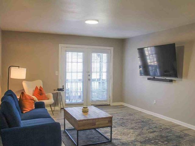 Indigo Villas 2 Bedroom Apartment for Rent at 7255 S Walker Ave, Oklahoma City, OK 73139 Southern Oaks