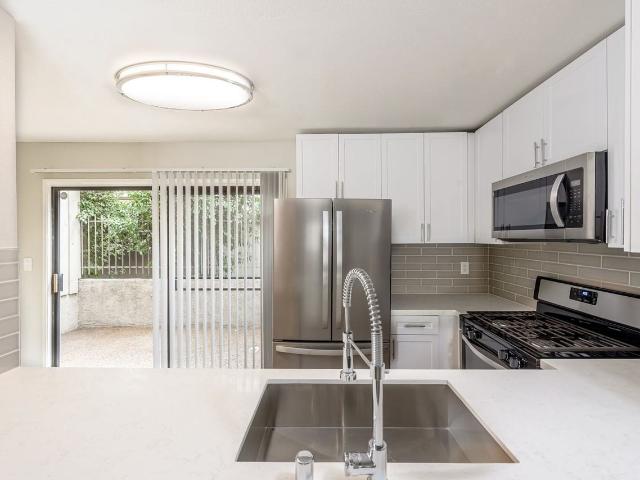 Indie Collection 1 Bedroom Apartment for Rent at 1435 Stanley Ave, Glendale, CA 91206 Citrus Grove