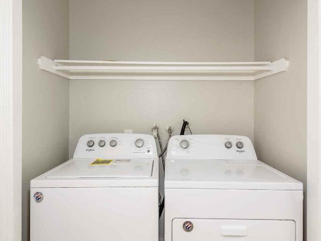 Indie Collection 3 Bedroom Apartment for Rent at 1435 Stanley Ave, Glendale, CA 91206 Citrus Grove