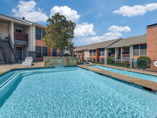Infinity on the Oaks 3 Bedroom Apartment for Rent at 9236 Church Rd, Dallas, TX 75231 Lake Highlands