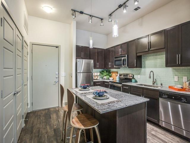 Infinity on Yorktown 1 Bedroom Apartment for Rent at 660 Yorktown St, Dallas, TX 75208