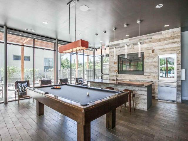 Infinity on Yorktown 2 Bedroom Apartment for Rent at 660 Yorktown St, Dallas, TX 75208