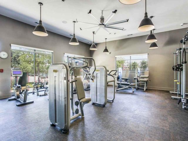 Infinity on Yorktown 2 Bedroom Apartment for Rent at 660 Yorktown St, Dallas, TX 75208