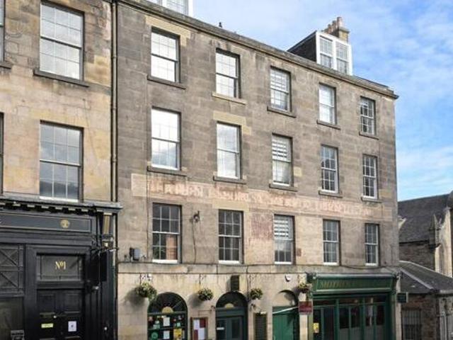 / Infirmary Street, Old Town, 2 Bedroom Flat