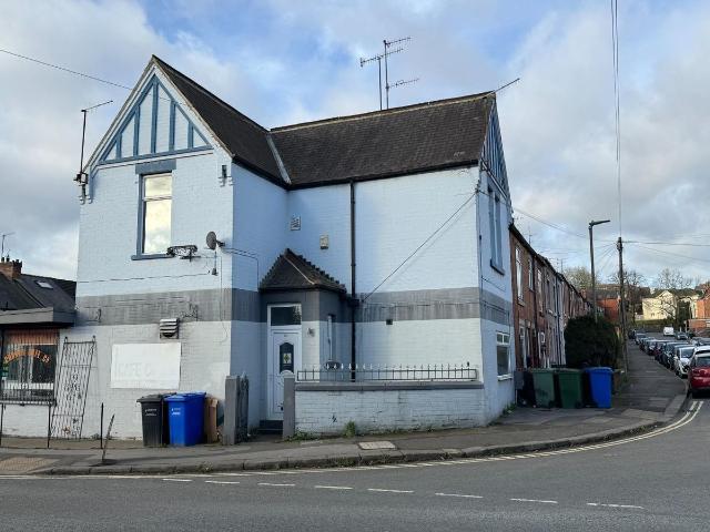 12 Infirmary Road, Chesterfield, Derbyshire S41, Room to rent, £500 pcm | PrimeLocation