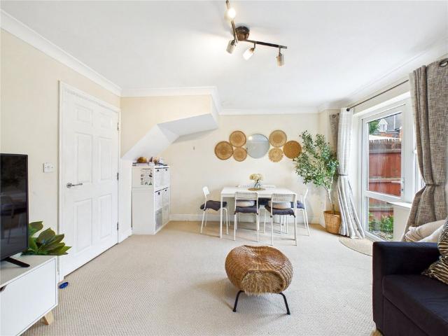 Ingelow Gardens, Ipswich, Suffolk, IP4 4PD