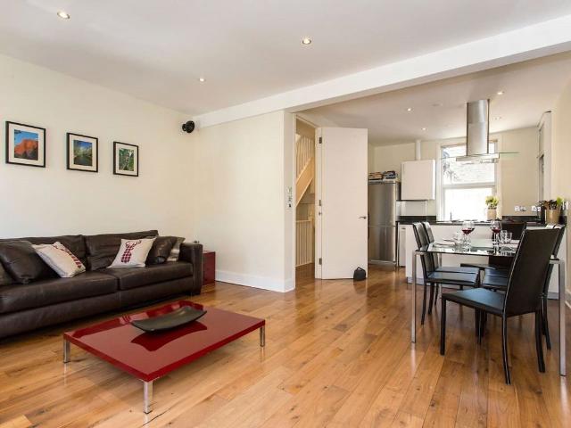 Ingelow Road, London SW8, 2 bed maisonette to rent, £2,750 pcm | PrimeLocation