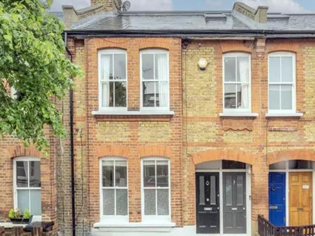 Ingelow Road, London, SW8 3PT, United Kingdom | 2 bed apartment for rent #167613917 | Rentberry