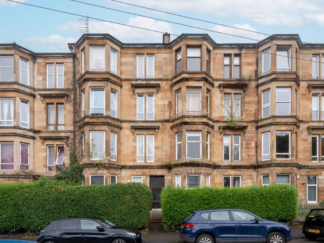 Ingleby Drive, Glasgow G31, 2 bed flat to rent, £1,250 pcm | PrimeLocation