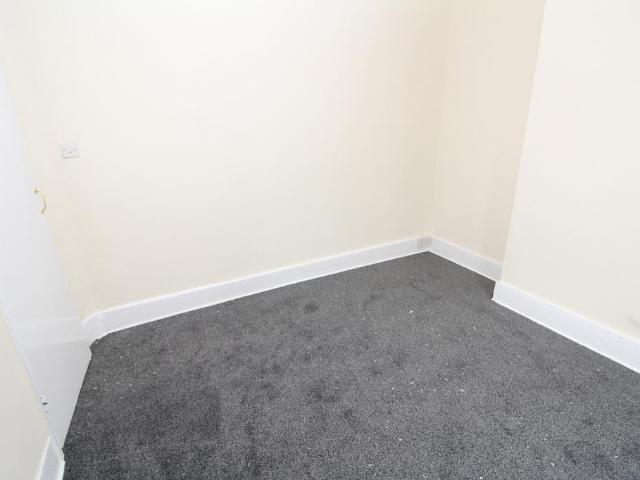Ingledew Road, Plumstead SE18 4 bed terraced house to rent £2,300 pcm £531 pw