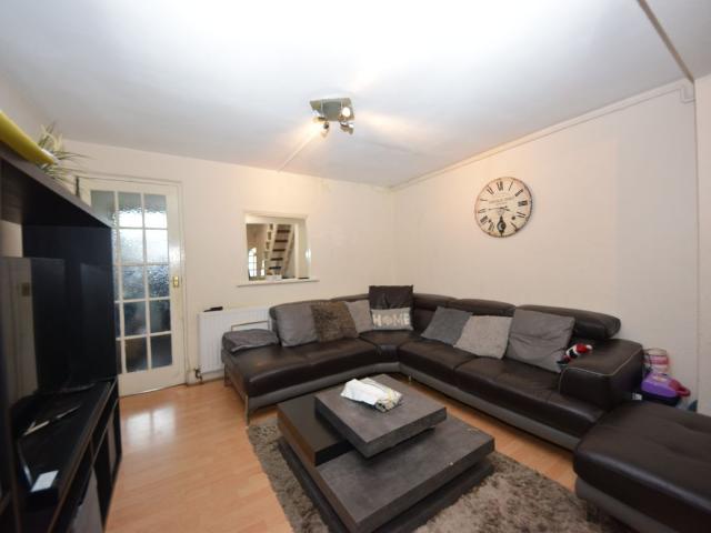 Inglehurst Gardens, Redbridge, Ilford IG4, 2 bed terraced house to rent, £1,850 pcm | PrimeLocation
