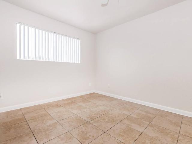 Inglewood Village Apartments 2 Bedroom Apartment for Rent at 6363 Skyline Dr, Houston, TX 77057 Woodlake Briar Meadow