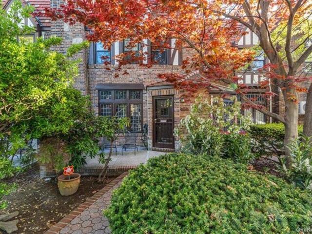 Ingram St, Forest Hills, Home For Sale