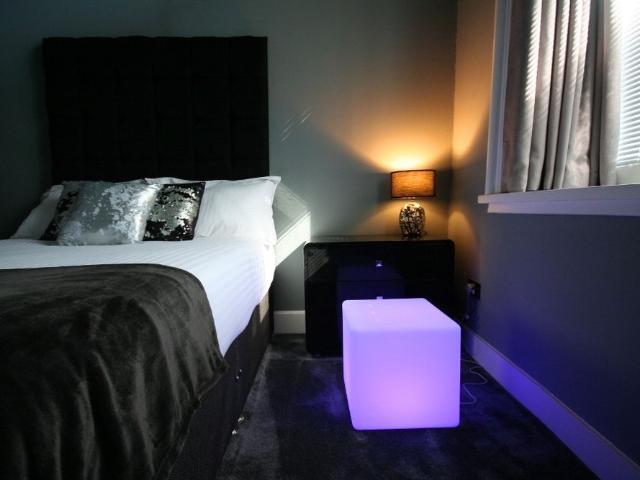 Ingram Street, Merchant City, Luxury 1 Bed Flat – LET AGREED