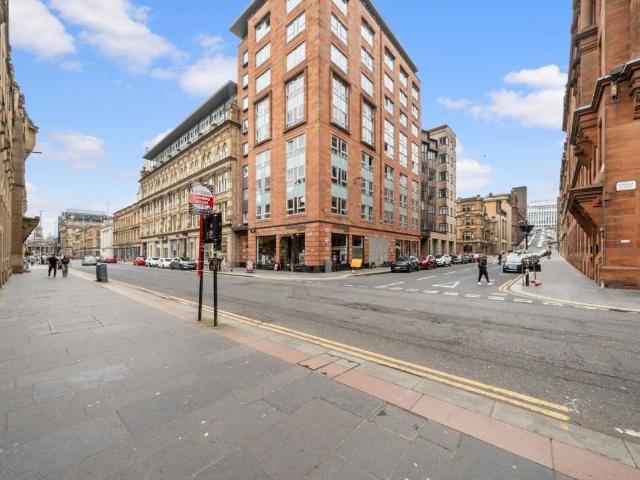 Ingram Street, Glasgow, Glasgow City G1, 2 bed flat to rent, £1,495 pcm | PrimeLocation