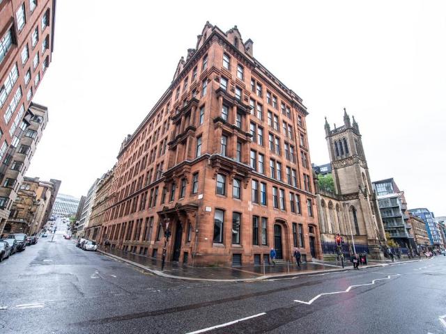 Ingram Street, Glasgow, G1 2 bed flat to rent £1,600 pcm £369 pw